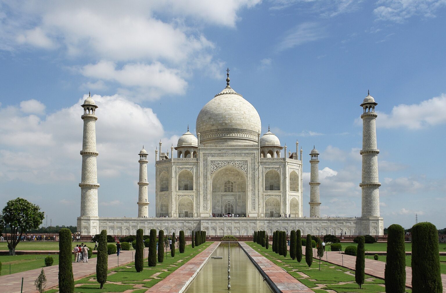 Taj Mahal Travel Guide: Tickets, Timings, Best Time, Photos & Tips